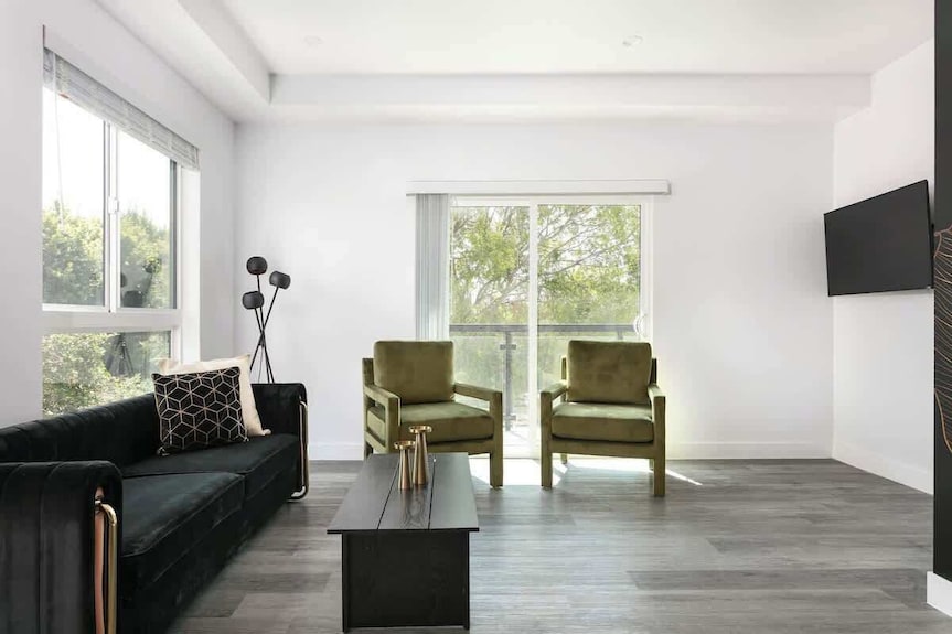 Urban 3br Retreat With Modern Amenities - Baldwin Hills - Los Angeles