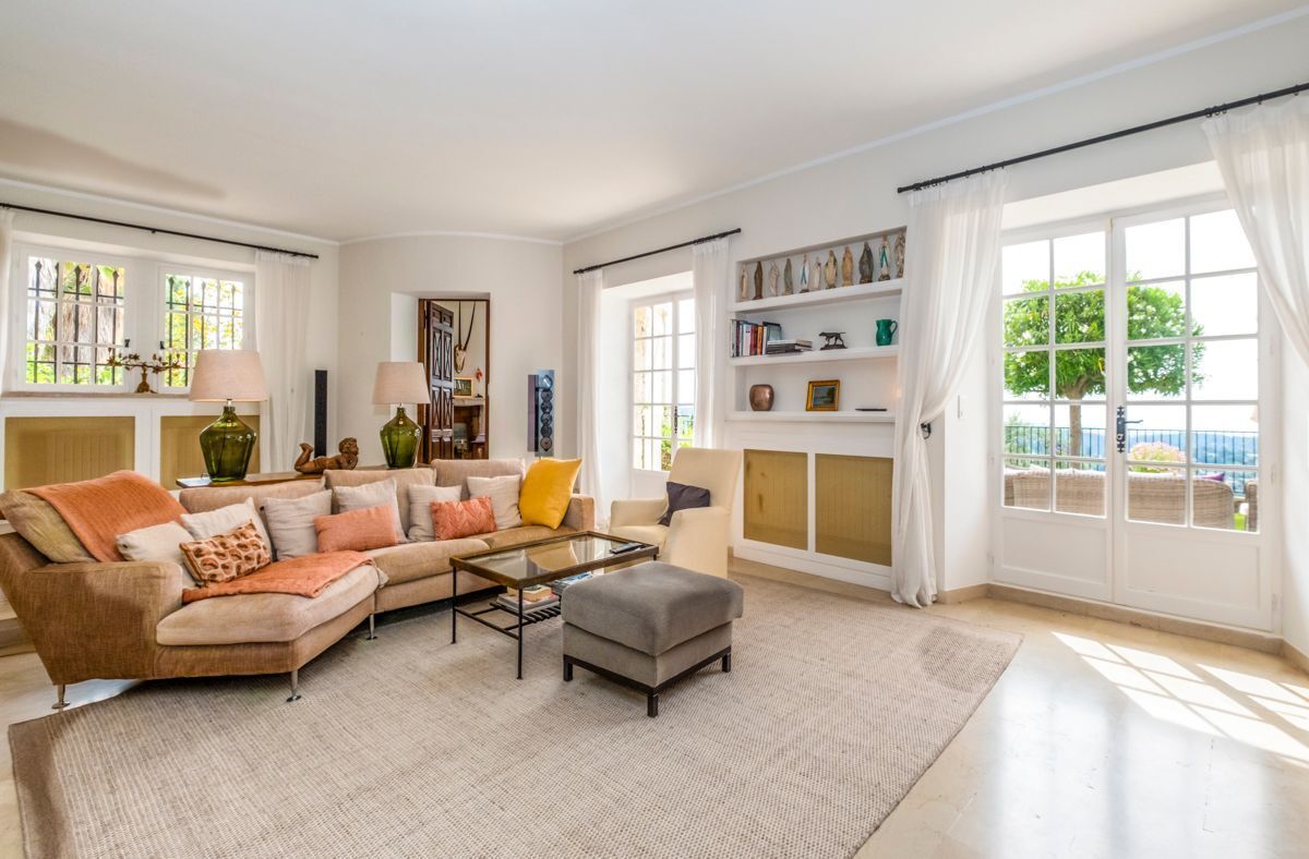 Bastide Blanche - Cinq Chambres Villa, Couchages 12 - Vence