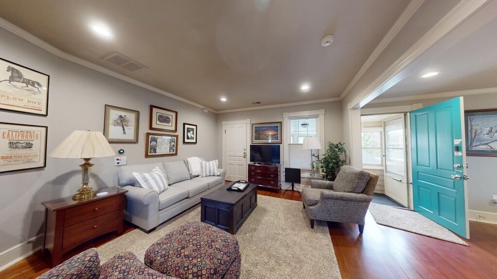 Renovated 1br - 3 Block Walk To Casino - Clean, Quiet, Safe & Guest-favorite - Danville, VA