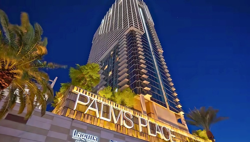 Stripsuite Palms Place Hotel/resort & Casino - Las Vegas, NV