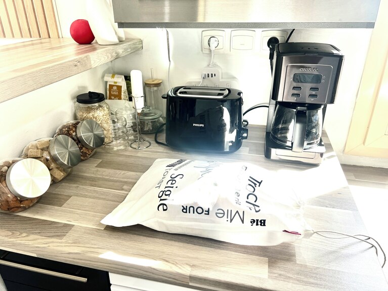 Une Parenthèse à La Campagne Ambiance Culture K, Entre Amis, En Famille - ibis budget Noyon