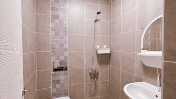 Sabão, champô, papel higiénico