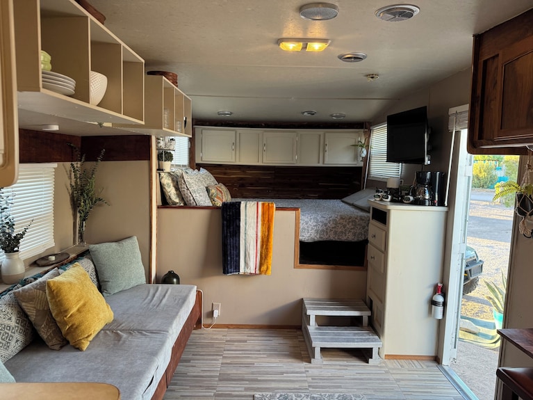 Cozy Rv Park Located On 21 Acres Overlooking Elephant Butte With Beautiful Pool - 新墨西哥州