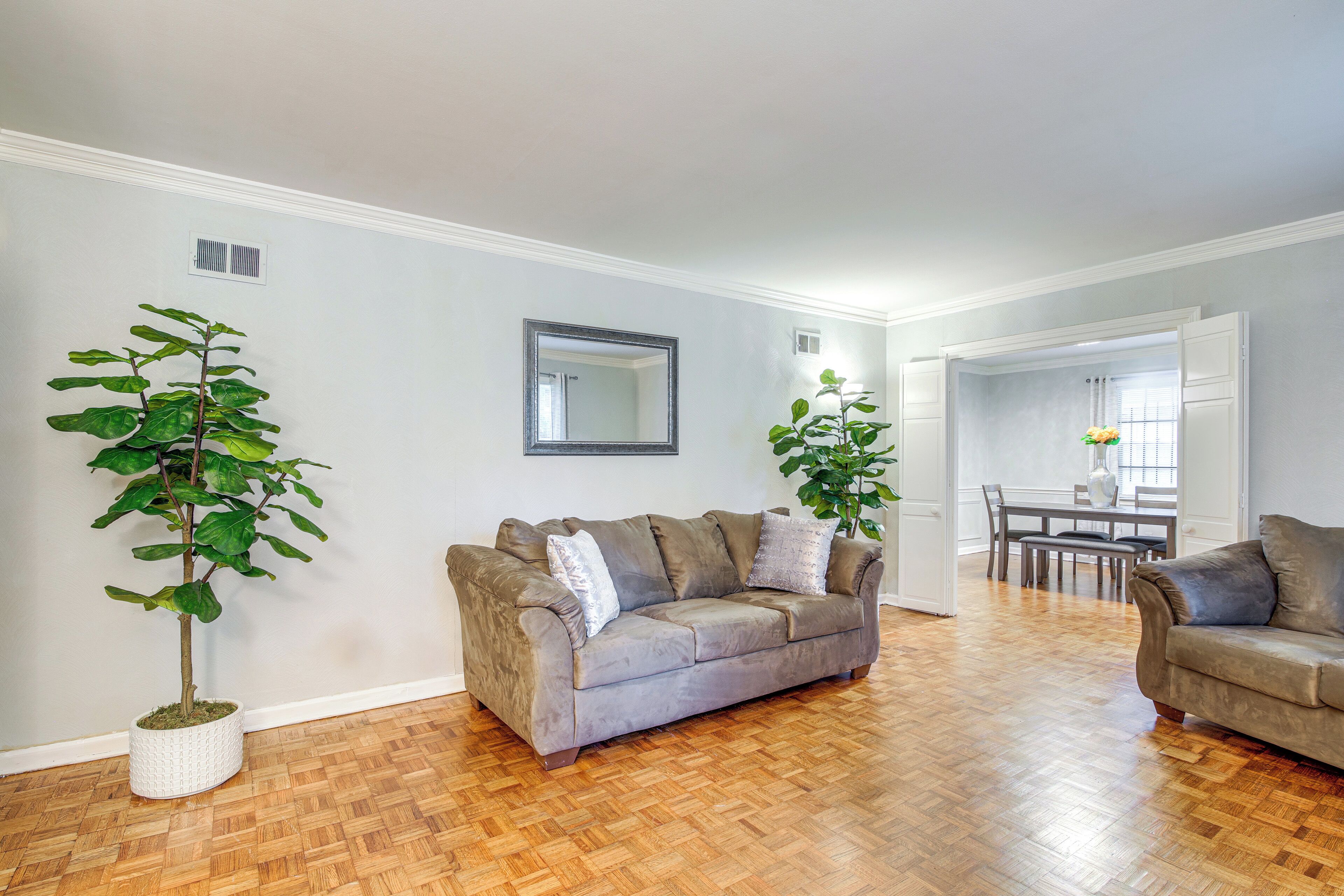 Walk To Graceland: Spacious Memphis Home! - Southaven, MS