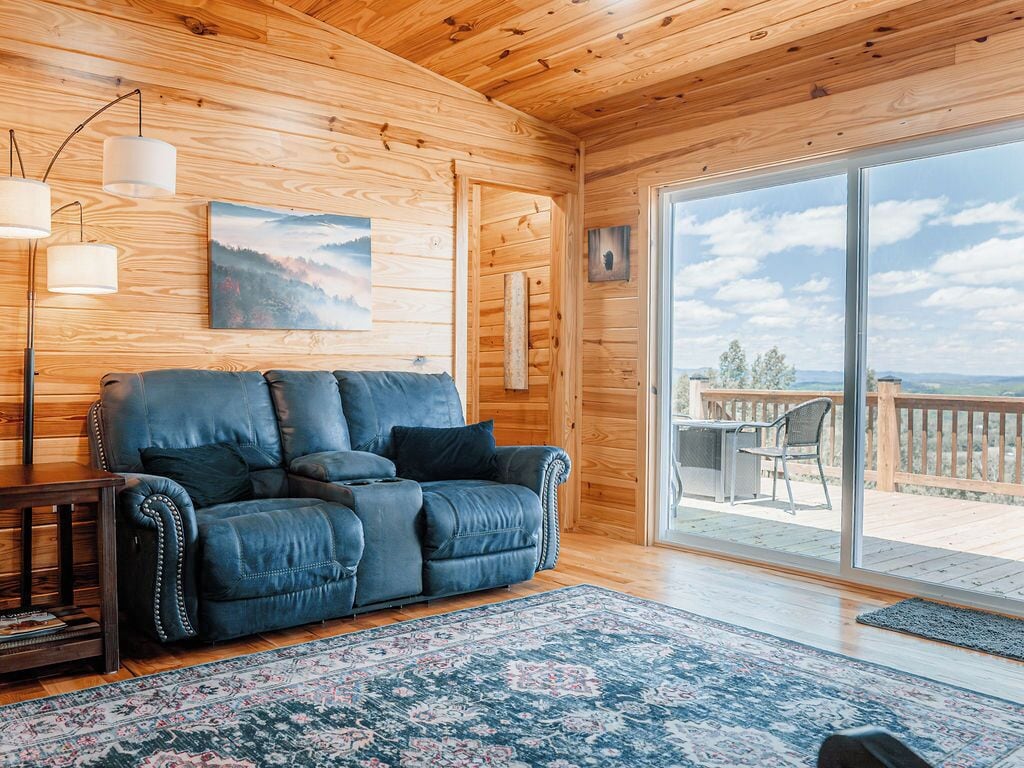 Pops Cozy Cabin W/ An Incredible Valley View. Gas Firepit, Full Kitchen And More - Hillsville, VA