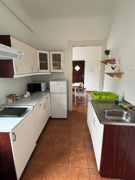 Hideaway House 01 With Garden And Freeparking -