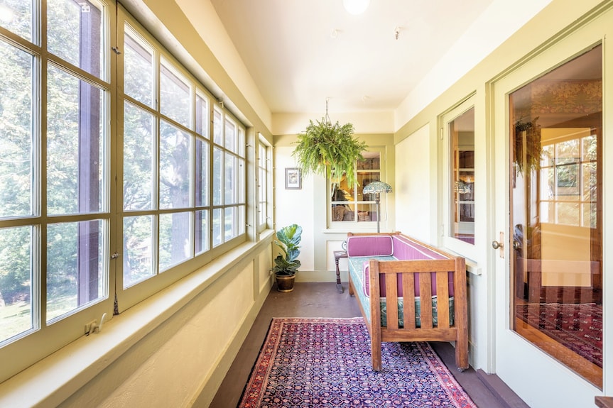 Experience A 3 Bedroom Historic Apartment Rock Island, Il - Buffalo Beach