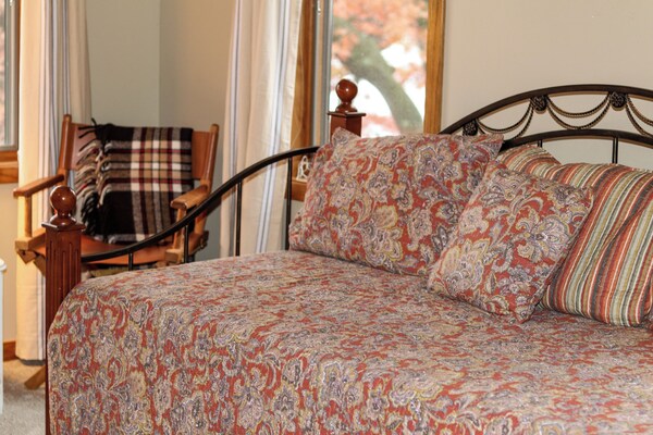 Lakeplace Bed & Breakfast - Taylors Falls, MN