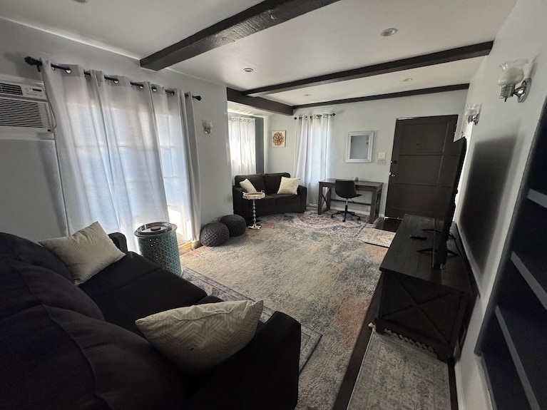 Charming 1-bedroom Apartment In Marvelous Alhambra, Near Most La Attractions! - 다우니