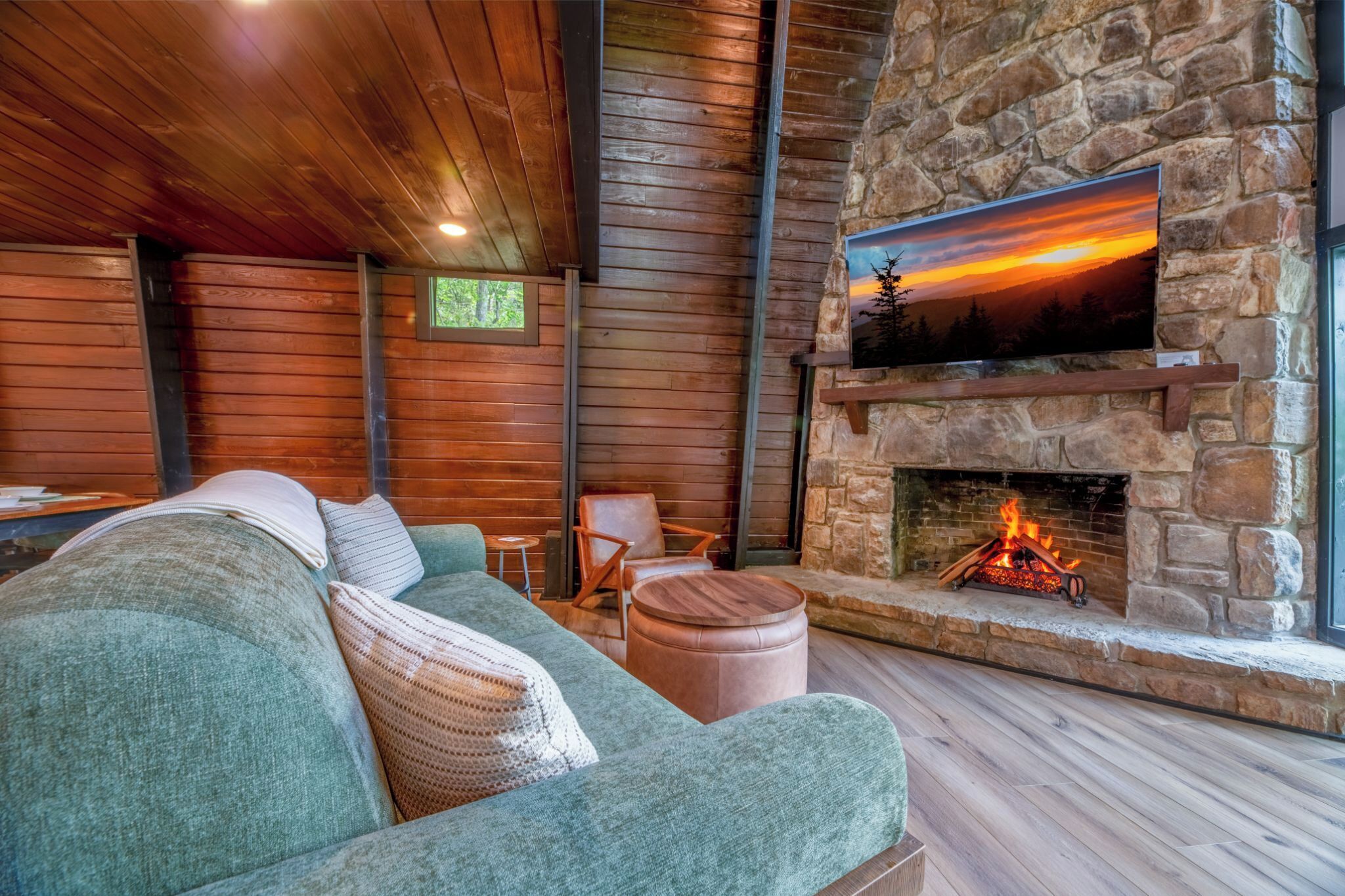 Splash In The Outdoor Pool, Play Games, Sip Fireside, & Explore Ober Mountain - Soakin' Up The Views - Gatlinburg