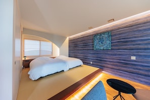 Quarto duplo, para não fumantes | Cofres nos quartos, ferros/tábuas de passar roupa, Wi-Fi de cortesia