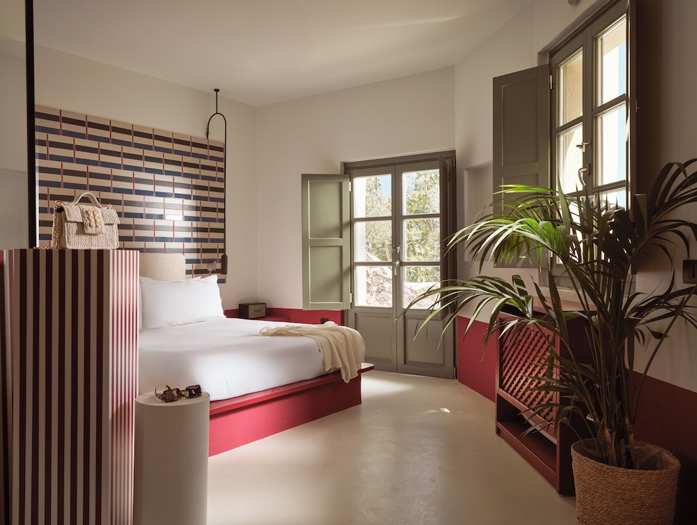 Neema Maison Finikia Santorini - Oia