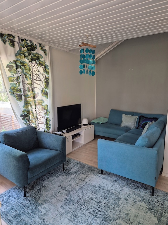 Villa Mosahiisi Charming Poolside Getaway - Vantaa