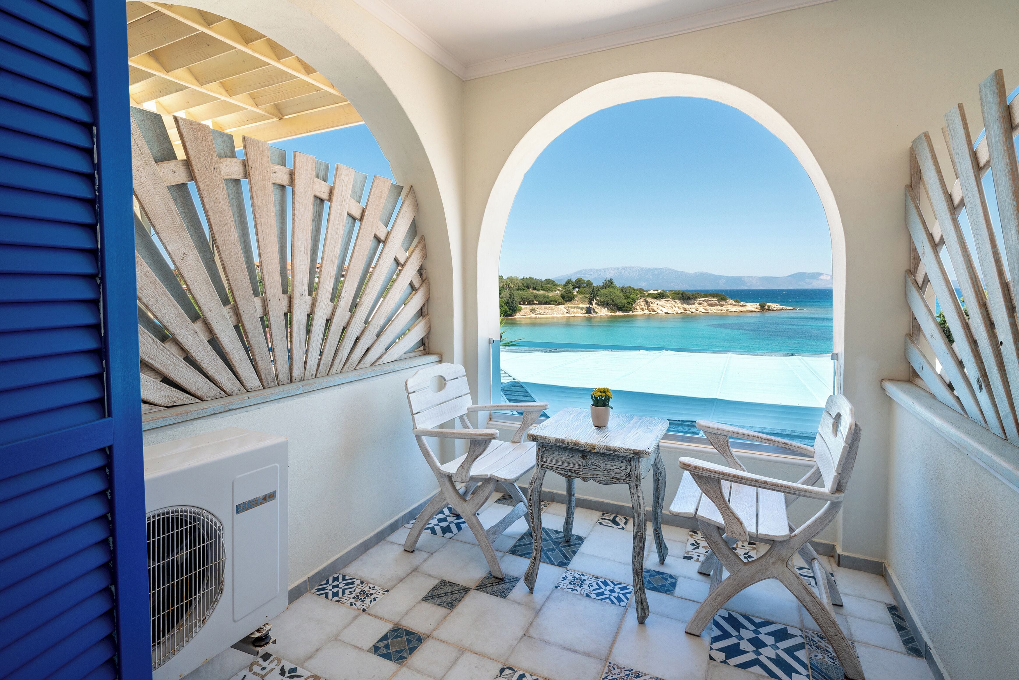 Quarto Duplo Comfort, varanda, vista para o mar | Minibar, Wi-fi grátis, roupa de cama fornecida 