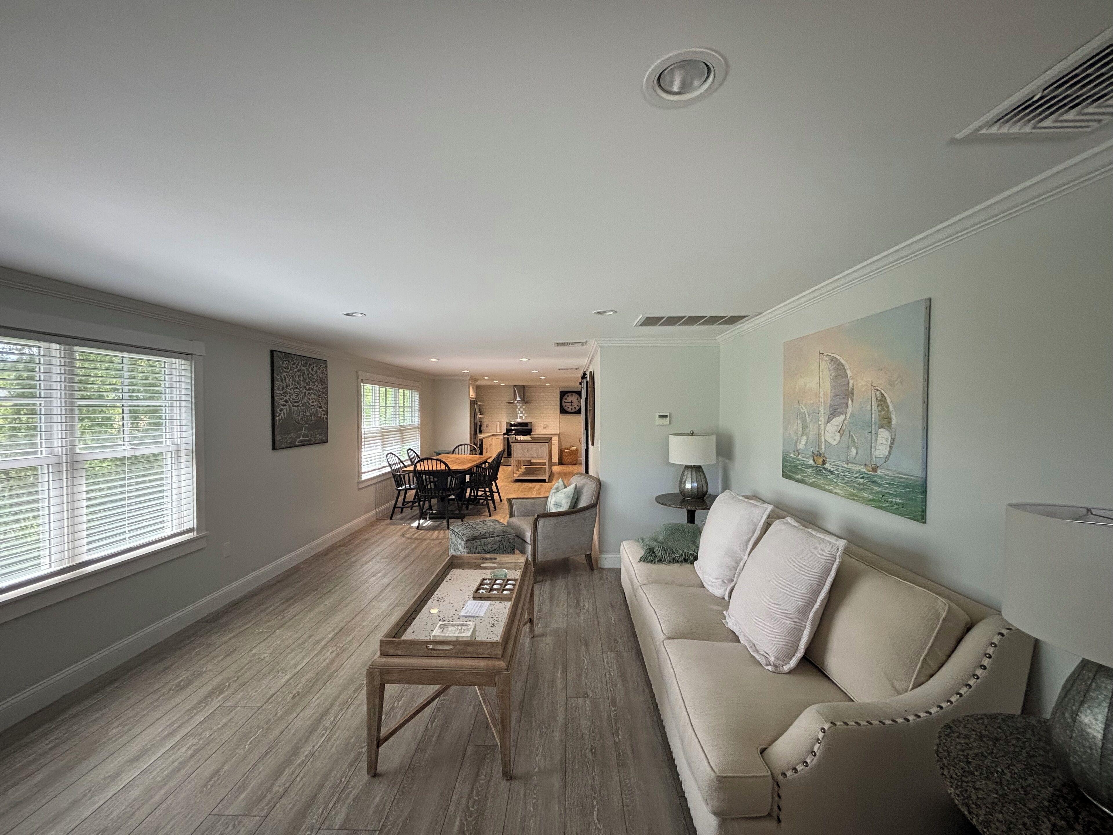 Captain's Manor A Charming 3 Bedroom House Near The Lower Village & Dock Square - Kennebunk, ME