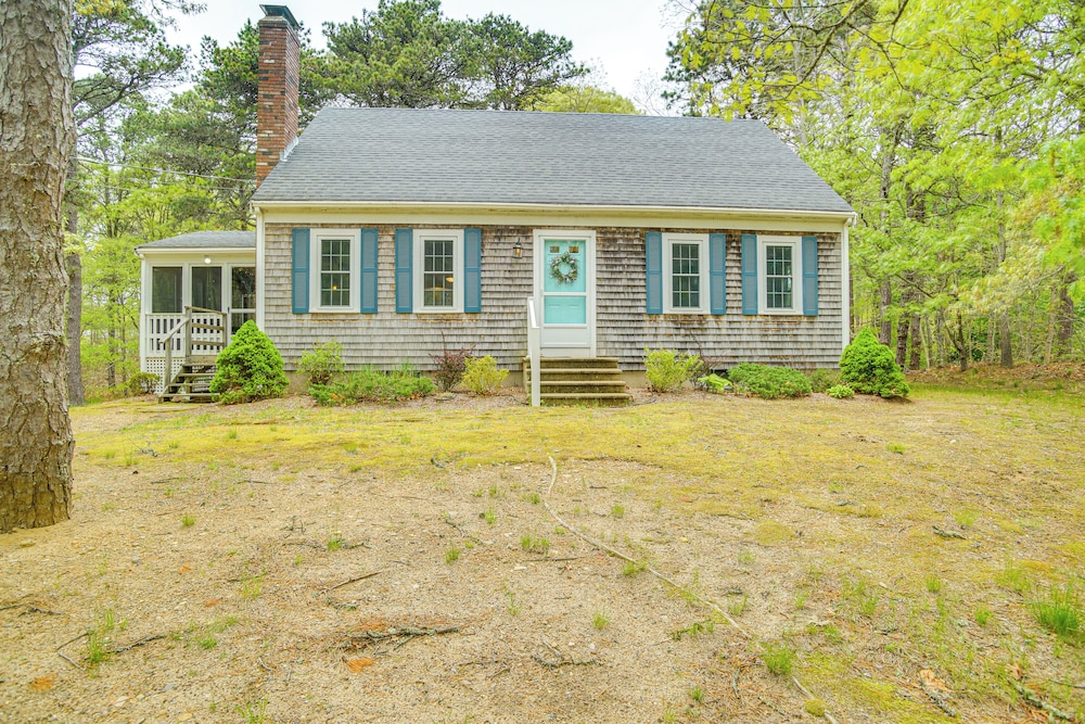 Family Home On Cape Cod: Walk To Cooks Brook Beach - Wellfleet, MA