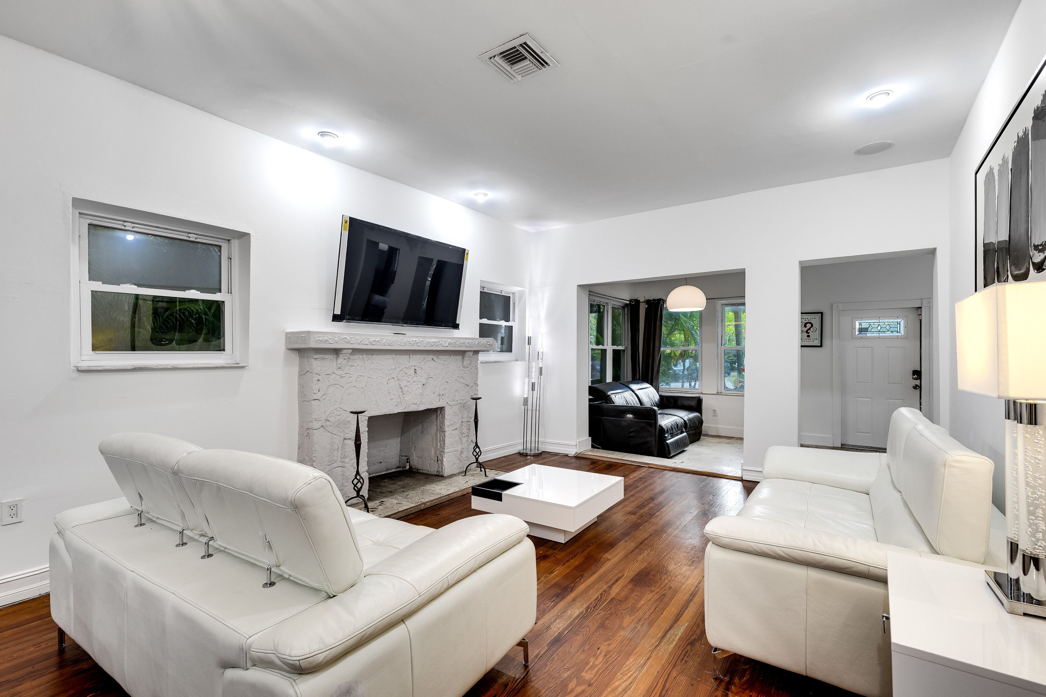 Charming 3 Bedroom/2 Bathroom Home In Best Location In Miami, Parking, Hot Tub - Miami