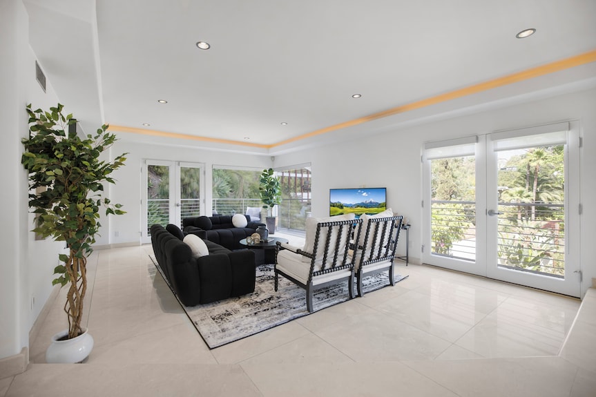 Belden View - Architectural Beauty W/ Skyline Views & Rooftop Spa - Dodger Stadium, LA