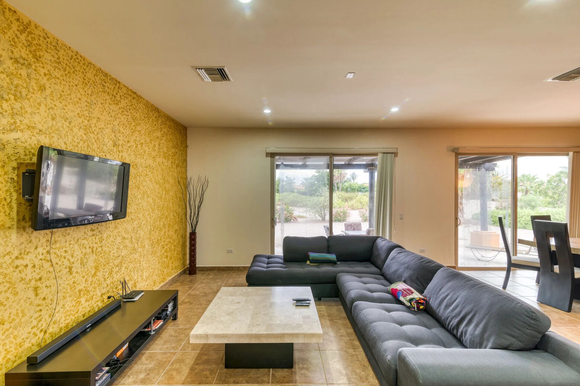 Lovely 3-bedroom And 3-bathroom Villa Located In Paraiso Del Mar - La Paz, Mexico