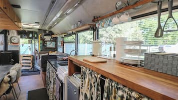 Talheres/pratos/utensílios de cozinha