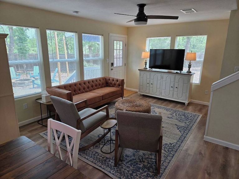 5 Mins To Lake | Sleeps 7 | Boat Parking - Texas