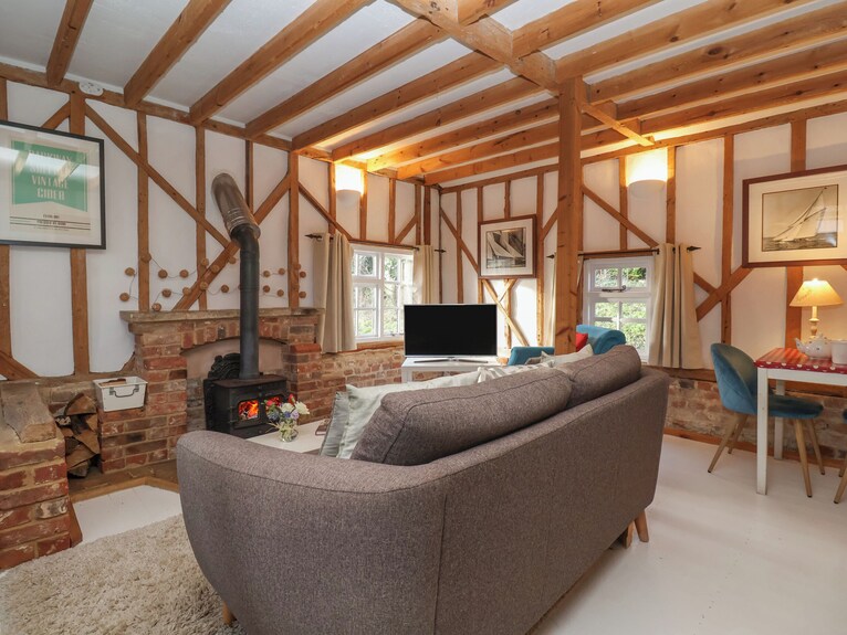 Twosome, Pet Friendly, Character Holiday Cottage In Halesworth - Norfolk
