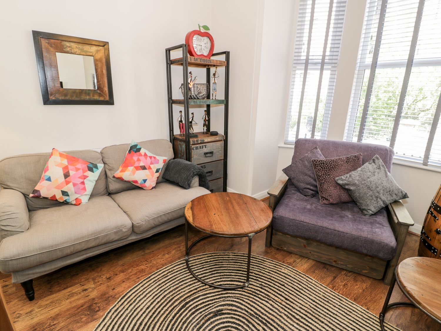 Downtown - Manhattan House, Pet Friendly, With A Garden In Llandudno - Conwy