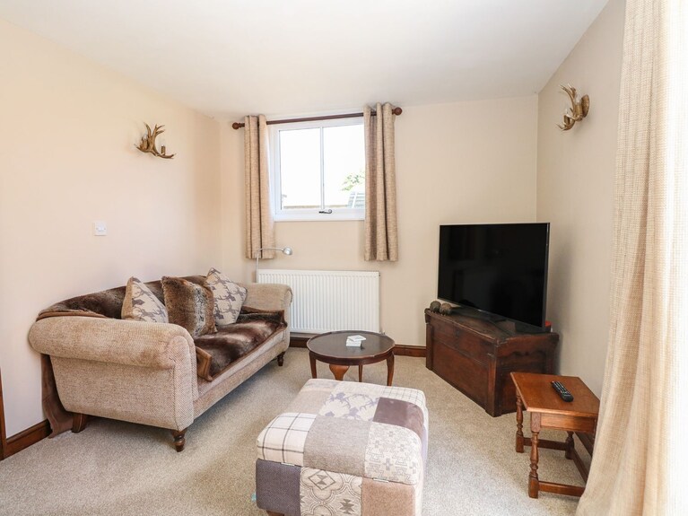 The Old Chapel, Family Friendly, With Hot Tub In Bawdeswell - Norfolk