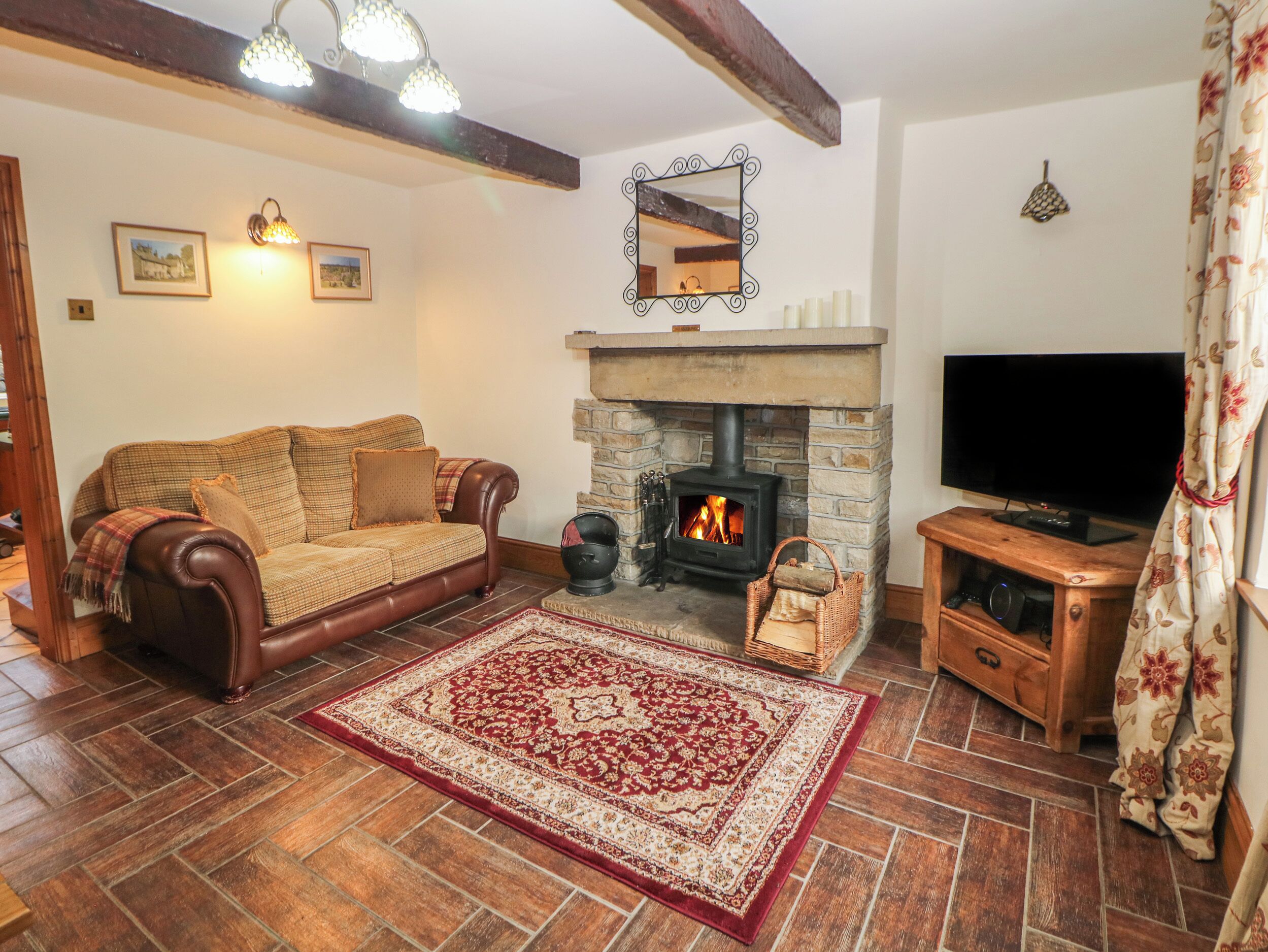 Brook Cottage, Character Holiday Cottage, With Open Fire In Hayfield - Glossop
