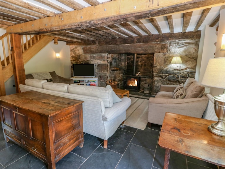 Caereinion, Pet Friendly, Character Holiday Cottage In Harlech - Portmeirion