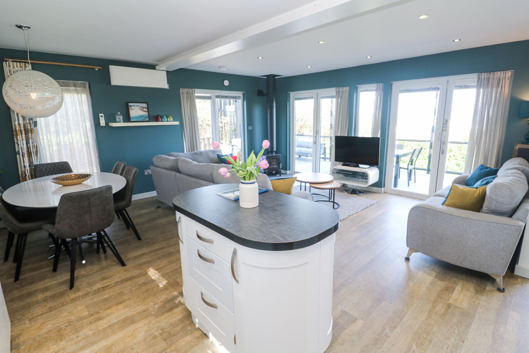 Bay View, Pet Friendly, With Pool In Portreath - Troon