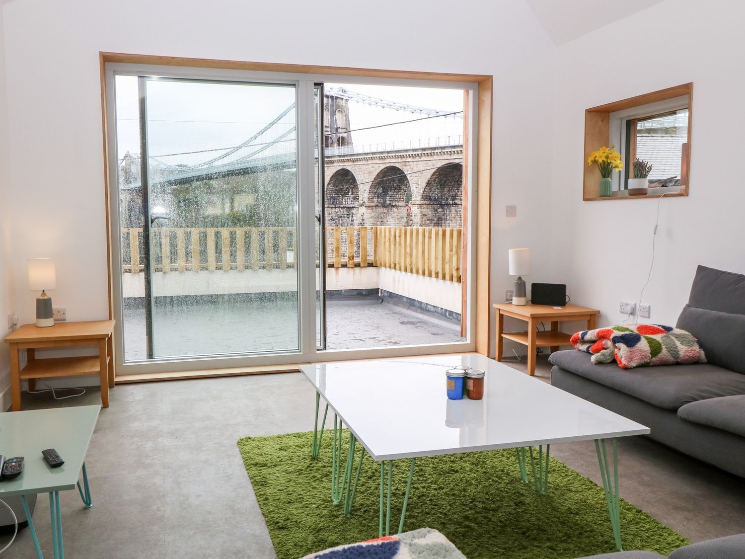 Ty Chwarel, Pet Friendly, With Hot Tub In Menai Bridge - Bangor, UK