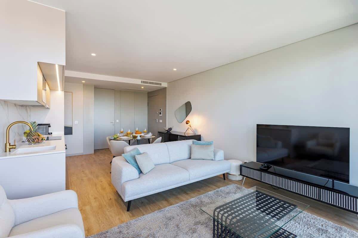 Premium Flat W/ Balcony By Hostwise - Vila Nova de Gaia