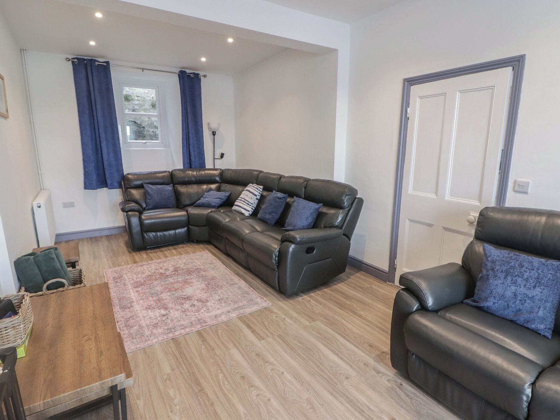 Fronwig, Pet Friendly, Luxury Holiday Cottage In New Quay - New Quay