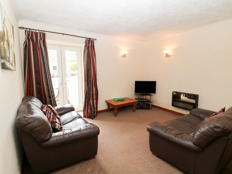 Dinas, Pet Friendly, With Pool In Pwllheli - Pwllheli