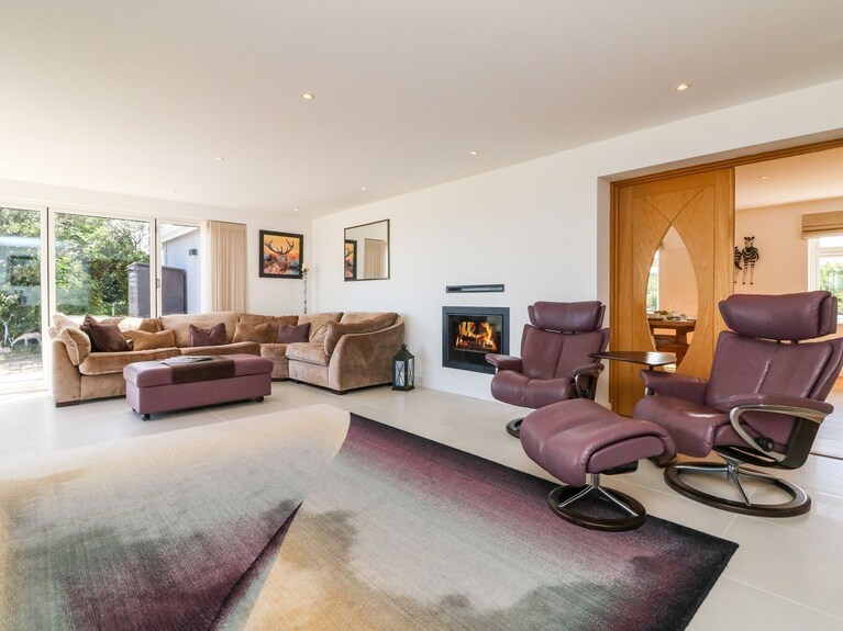 Buddicombe House, Pet Friendly, With Open Fire In Combe Martin - Devon