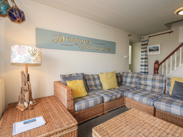 Garth Cottage, Pet Friendly, Country Holiday Cottage In Porthmadog - Harlech