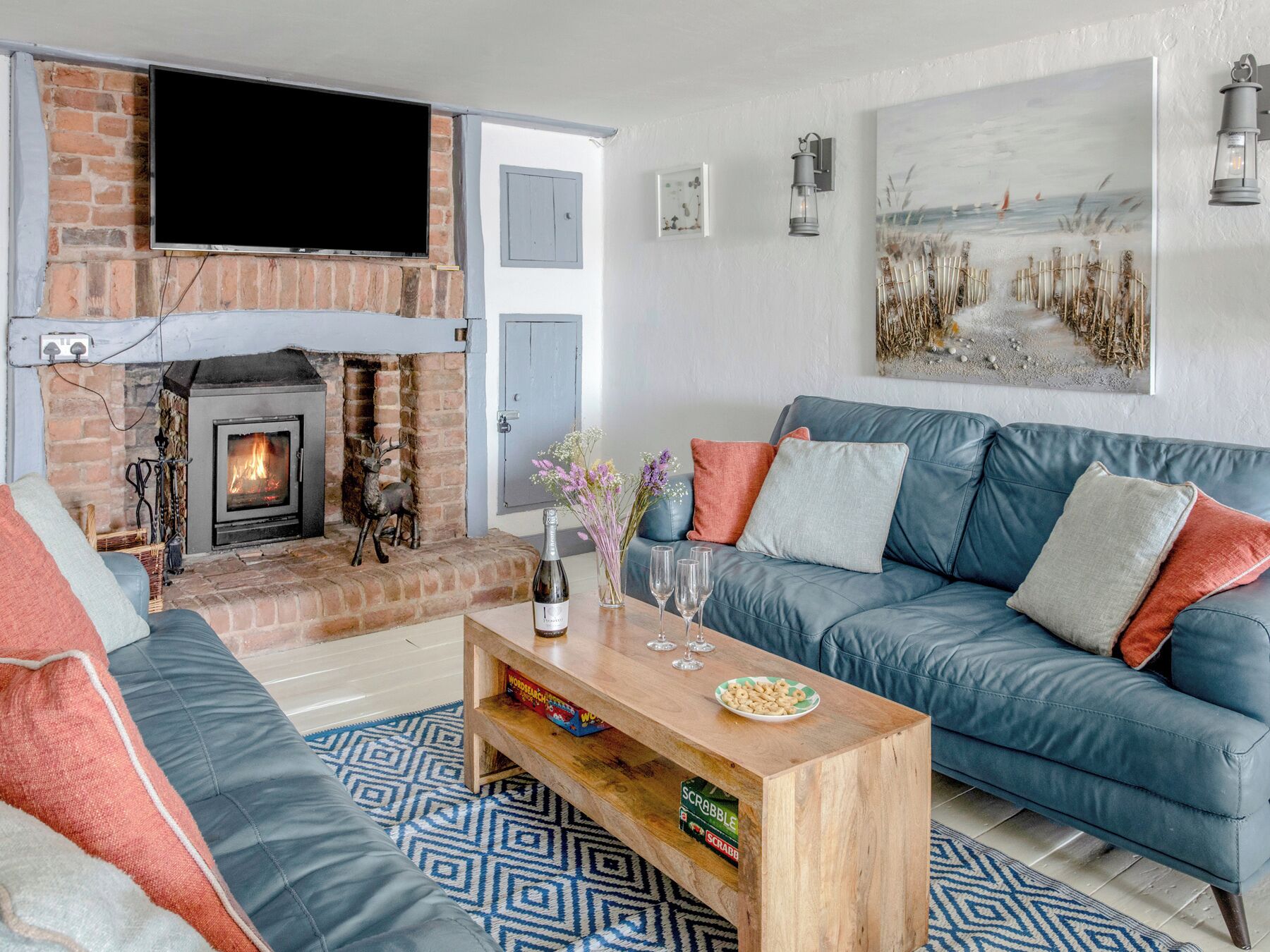 The Cubby Hole, Pet Friendly, Country Holiday Cottage In Sennen Cove - Porthcurno