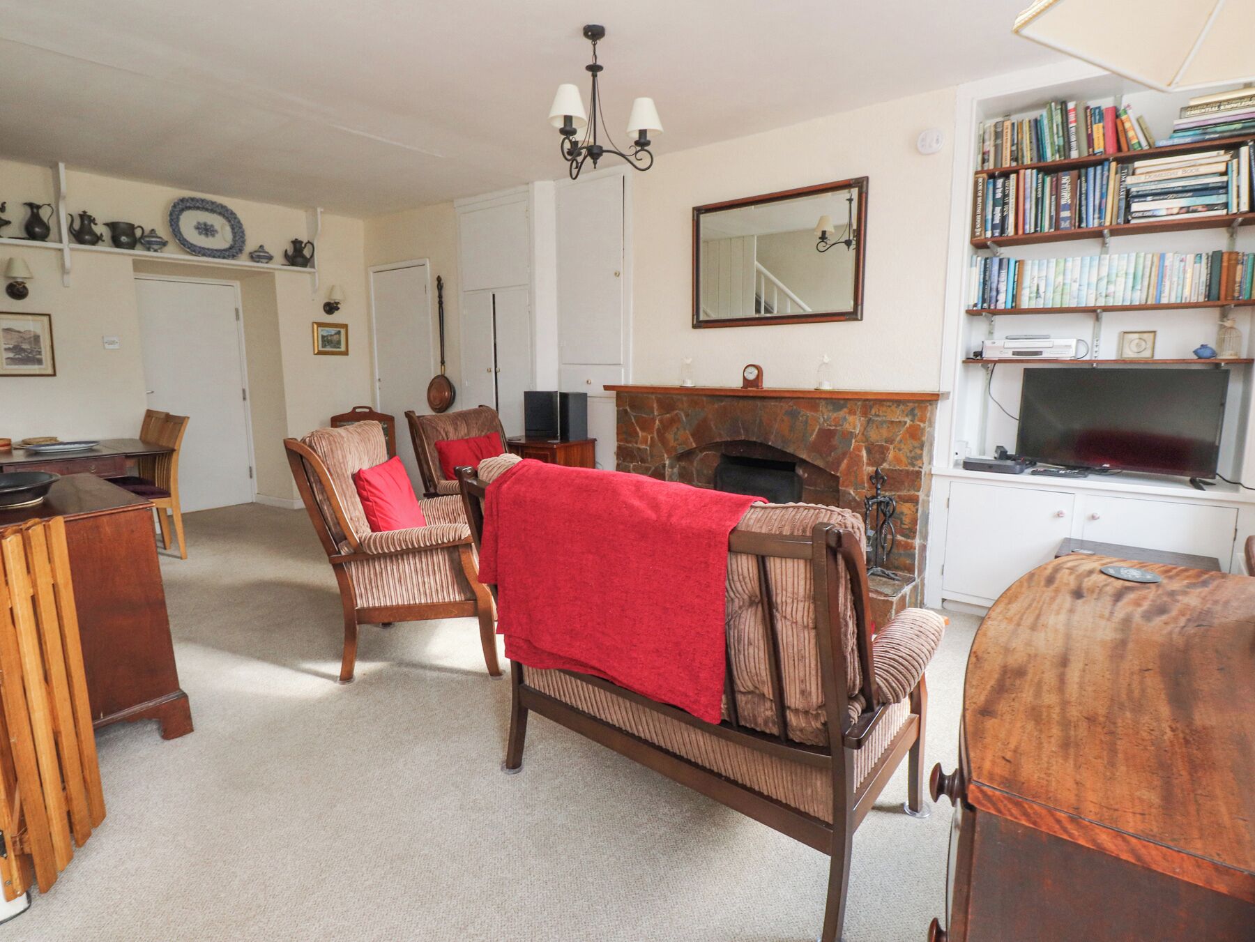 Brackenbury Cottage, Pet Friendly, With Open Fire In Beddgelert - Beddgelert