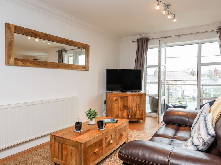 Coastal Retreat, Pet Friendly, Country Holiday Cottage In Morfa Nefyn - 노스 웨일즈