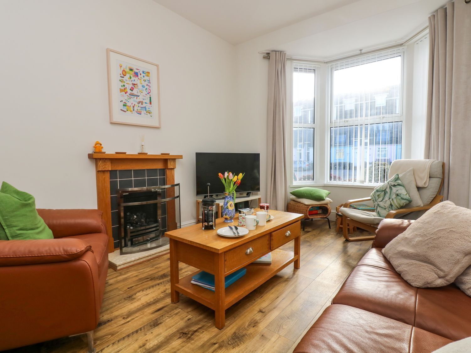 Breakers Point, Family Friendly, Country Holiday Cottage In St Ives - St Ives