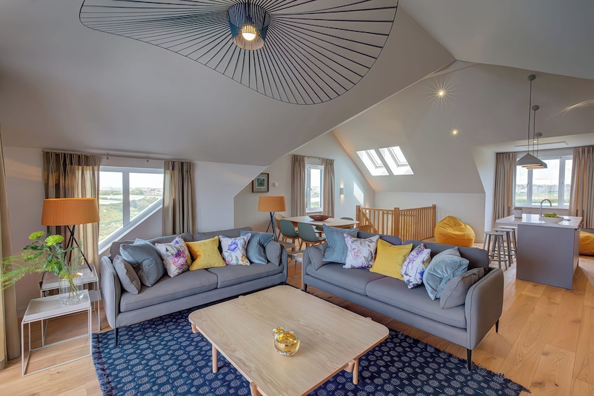 Villa 6, Pet Friendly, With Pool In Mullion - Porthleven