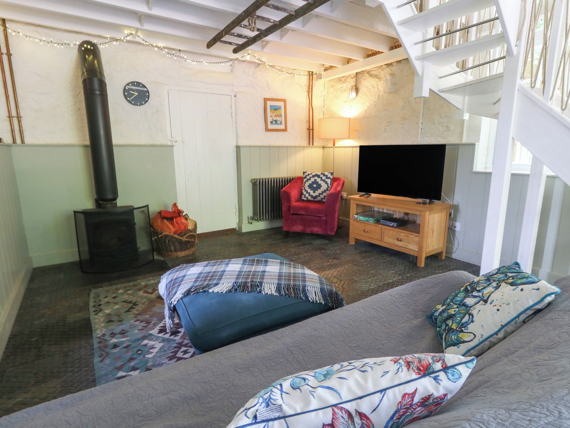 The Old Flax Shop, Pet Friendly, With Open Fire In Bridport - Bridport