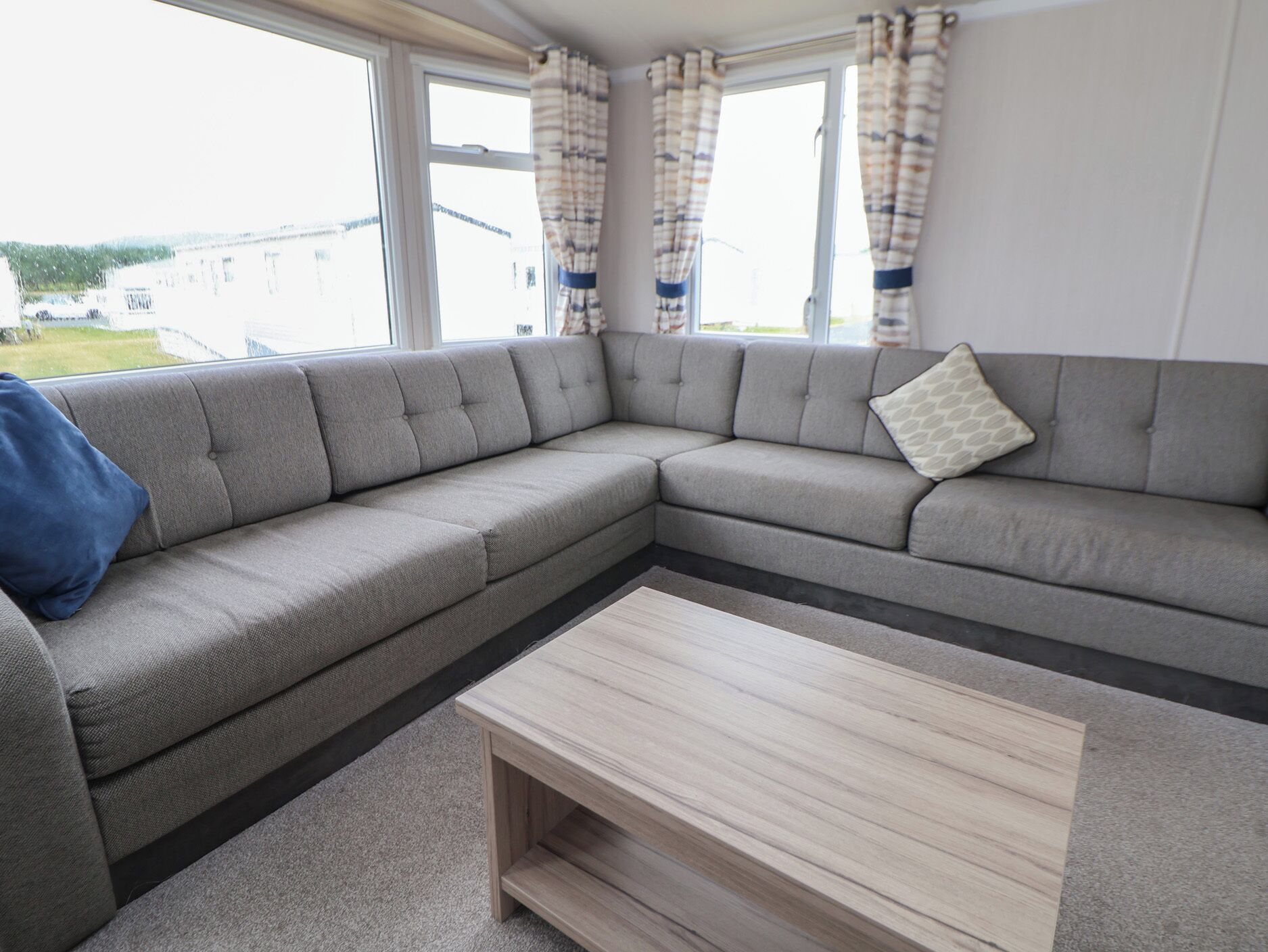 Caravan B8, Pet Friendly, Country Holiday Cottage, With Pool In Towyn - Abergele