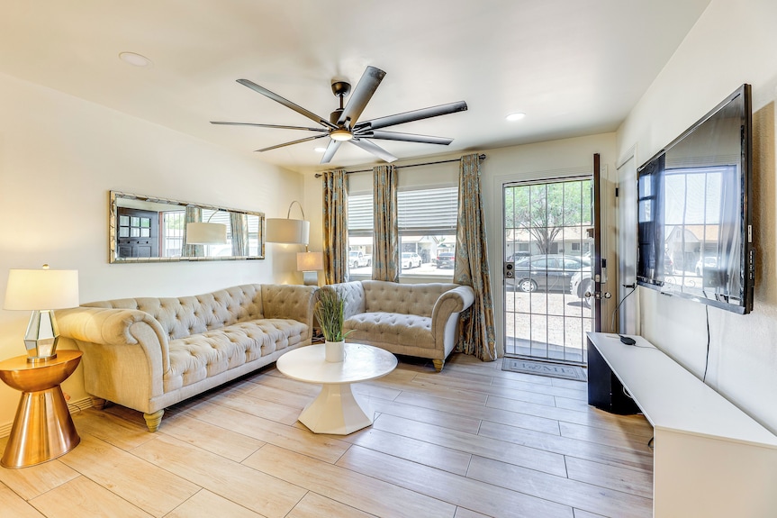 3 Mi To Dtwn Mesa: Home W/ Fenced Backyard! - 메사