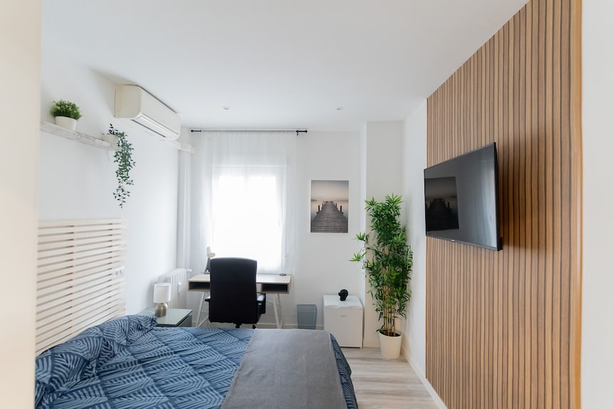 Paris: Habitación Con Confort, Comodidad Y áReas Compartidas Chamartín Temporal - Madrid