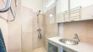Apartamento Comfort, Vista para a cidade | Casa de banho