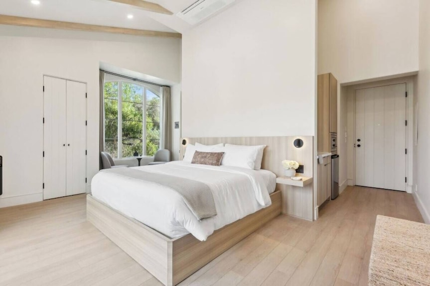 Casa Riviera 26 - Boutique Suites - Santa Barbara, CA