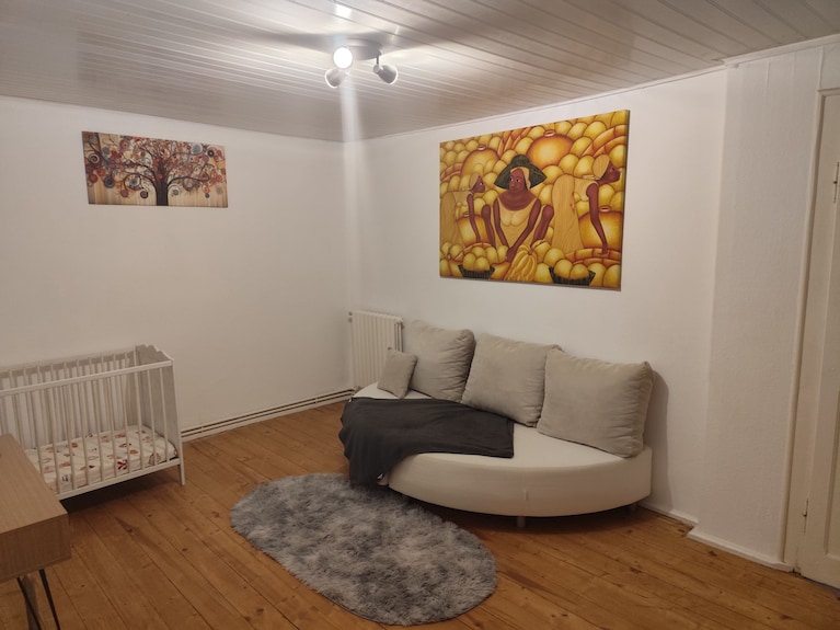 Large Apartment In The Center Of A Small Village Near Communications, - La Roche-sur-Foron