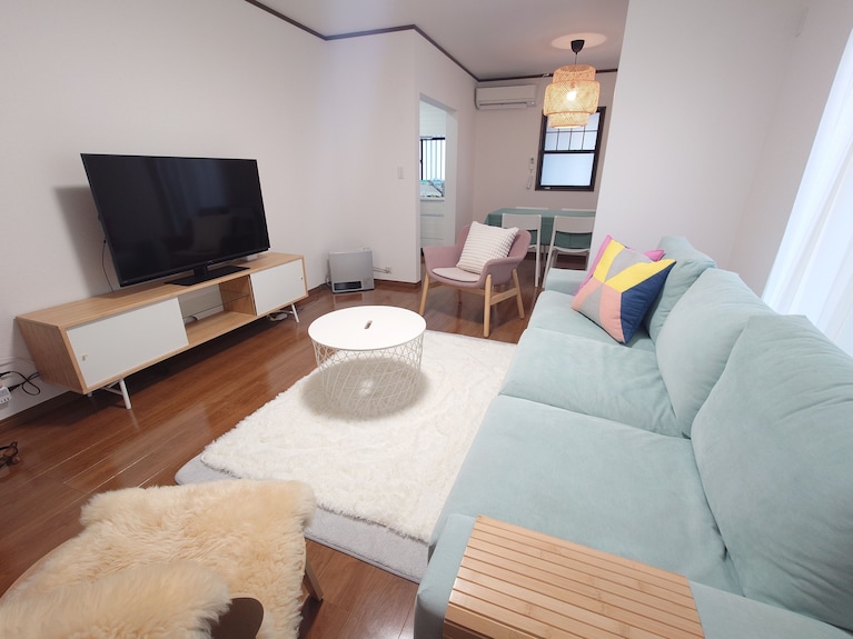 2-story House For Rent】soga Station Area With Parking Lot, Good Access To Makuhari/disney, Max. 9 People - Sakura